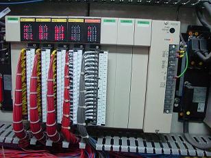 Industrial Solutions > Programmable Logic Controller – Robomatics.com